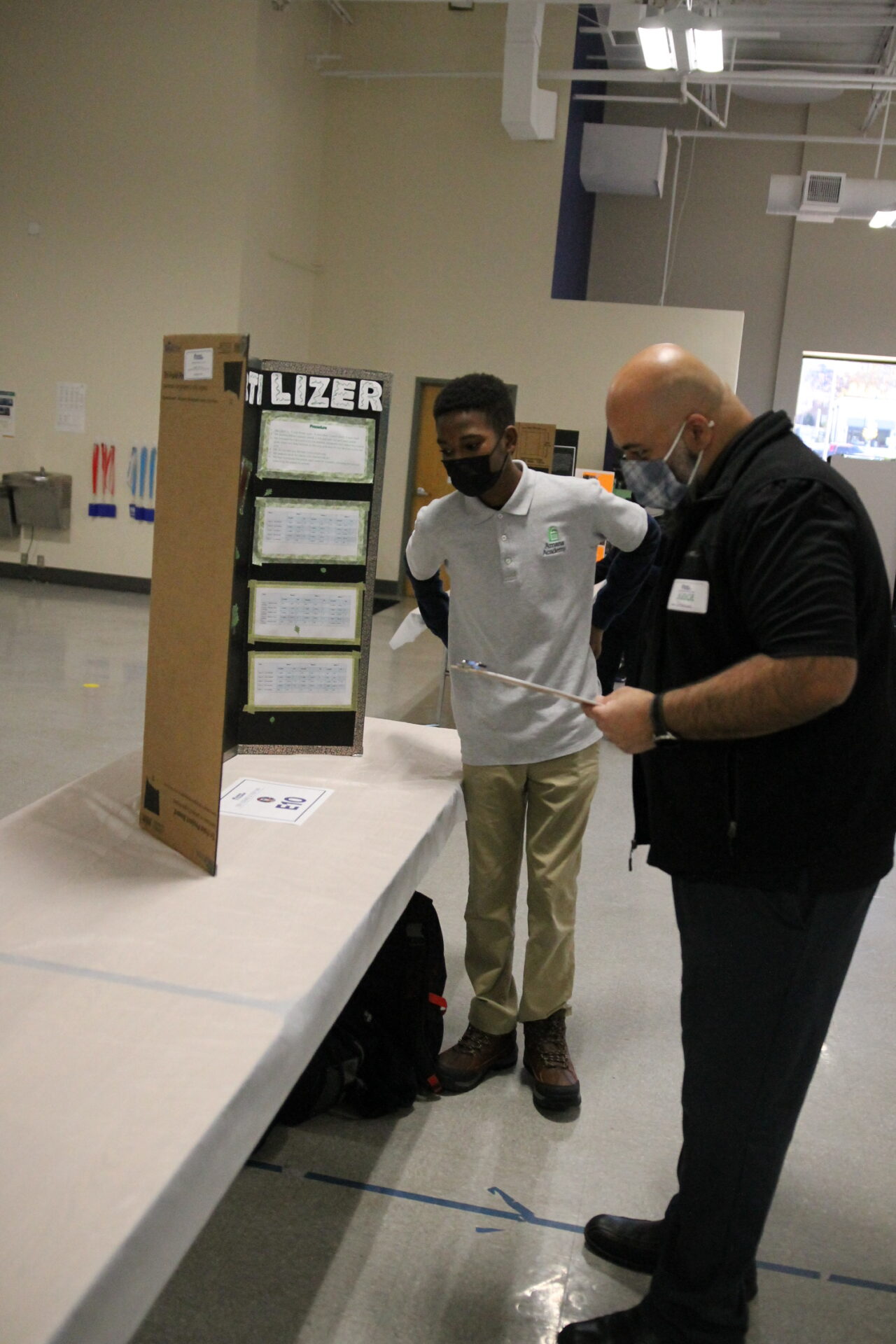 AMANA STUDENTS ADVANCE TO COUNTY SCIENCE ENGINEERING FAIR Amana Academy North Fulton